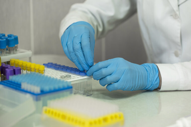 Biochemical Analyzers: Overview, Functions, Types, And Uses ...